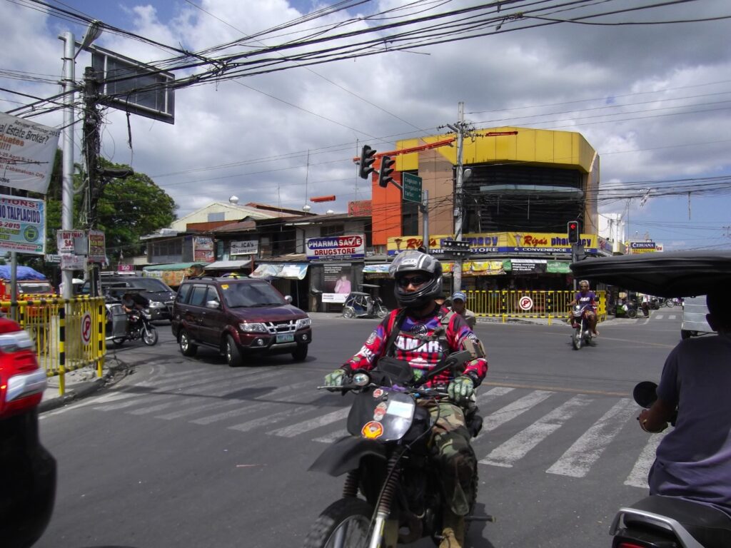 Motorcycle Driving in the Philippines - Rent your Bike Angeles